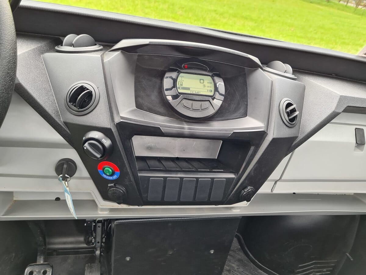 Hard Cabs Arctic Cat Prowler Pro Crew/ Tracker 800 Premium Crew Heater